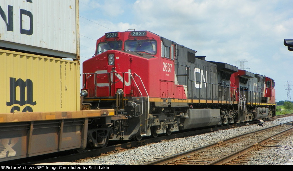 CN 2637